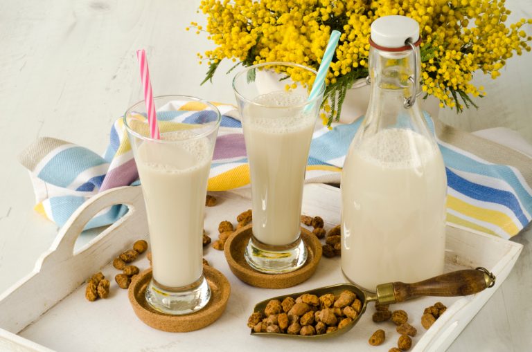 ¿Qué es la horchata? Descubre su origen, receta y tipos | Chufi